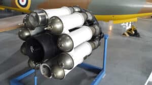 The Role of Compressors & Turbines in Jet Engines - EngineWikiTech